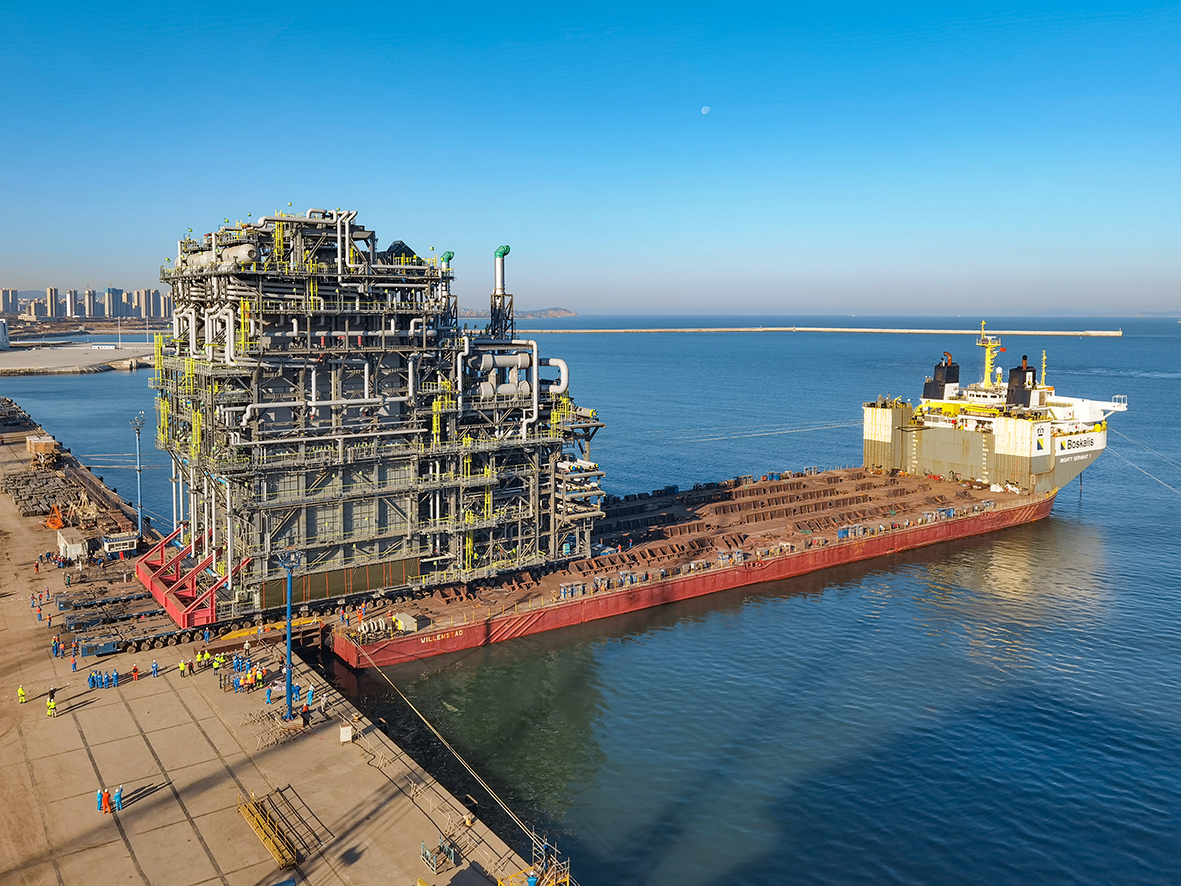 SARENS - The Penglai Jutal Offshore Engineering Heavy Industries